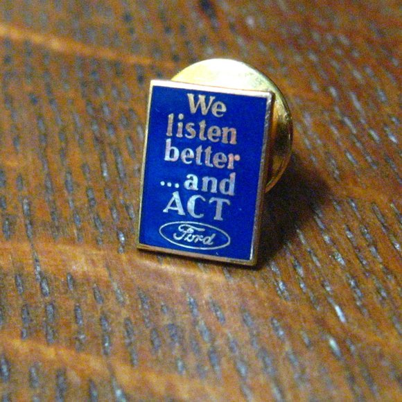 Ford Motor Company | Accessories | Ford Motor Company Vintage Lapel Pin ...